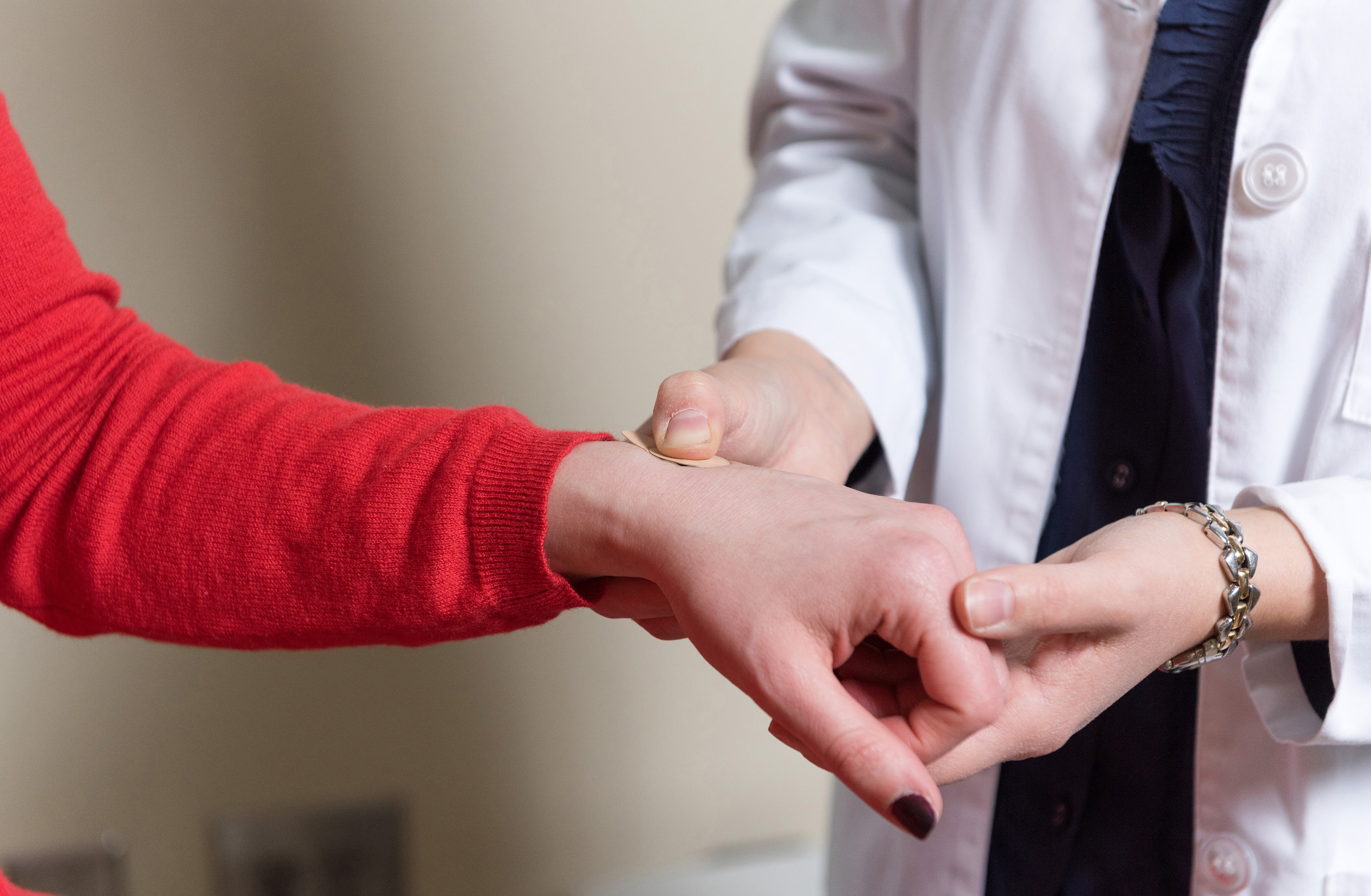 Flu Vaccine Skin Patch Tested | NIH News in Health